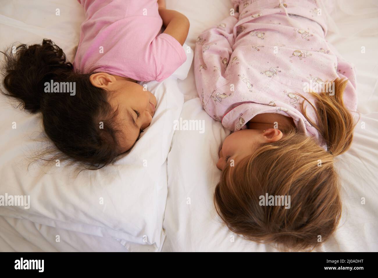Girl sleepover hi-res stock photography and images - Alamy