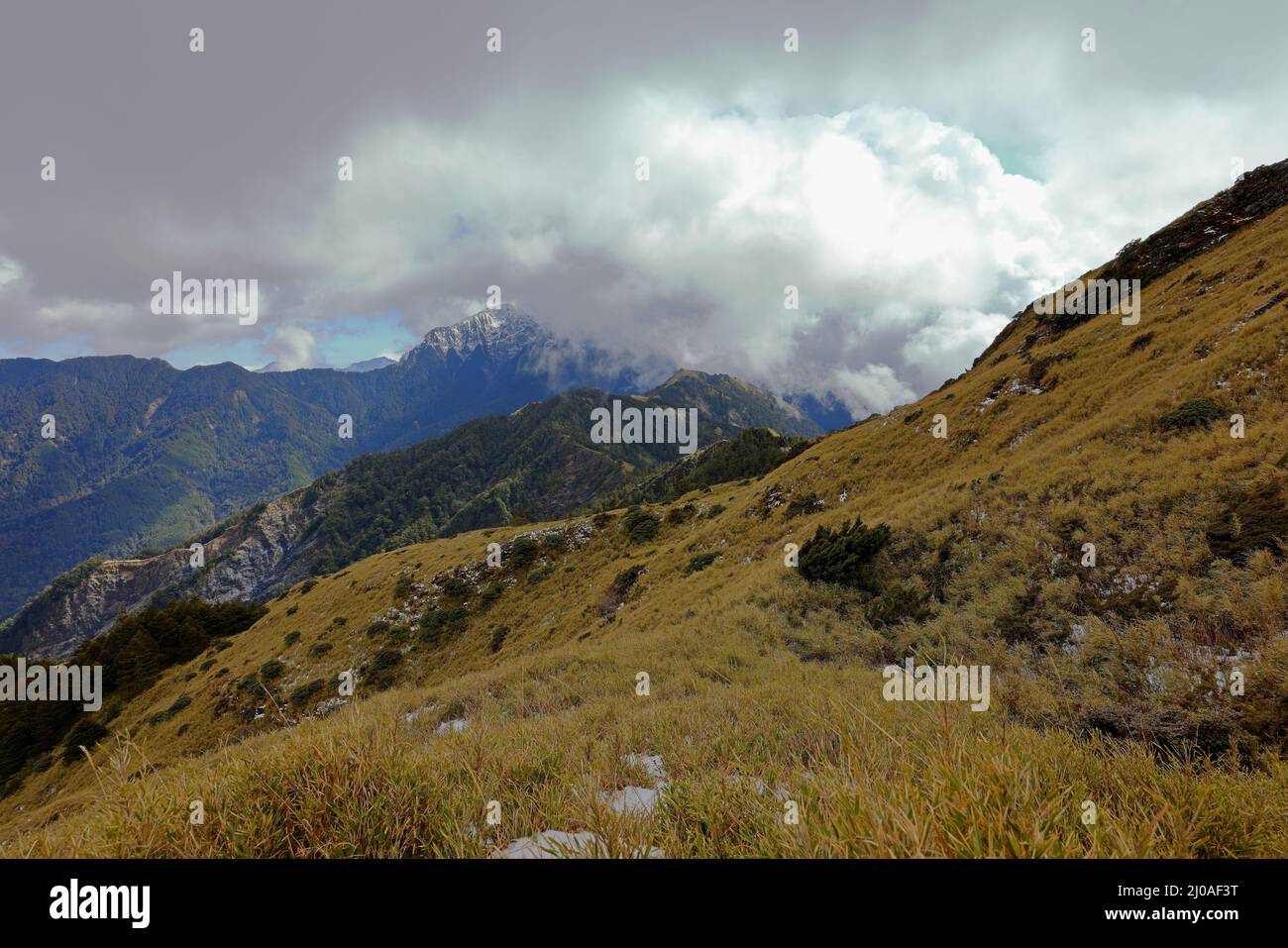 Beautiful view of mountain landscape at Hehuanshan National Forest ...