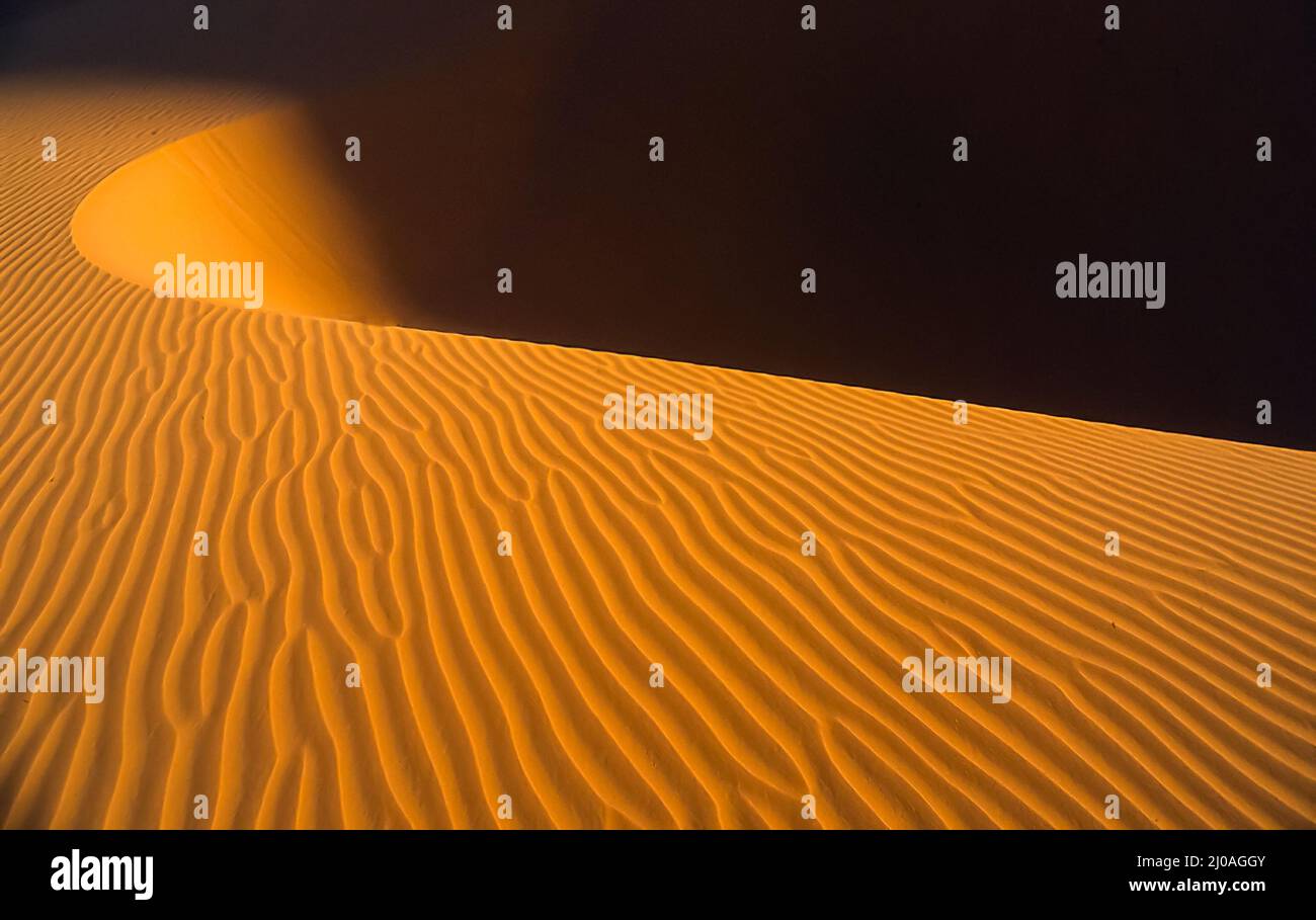 Arabian peninsula desert drought hi-res stock photography and images ...