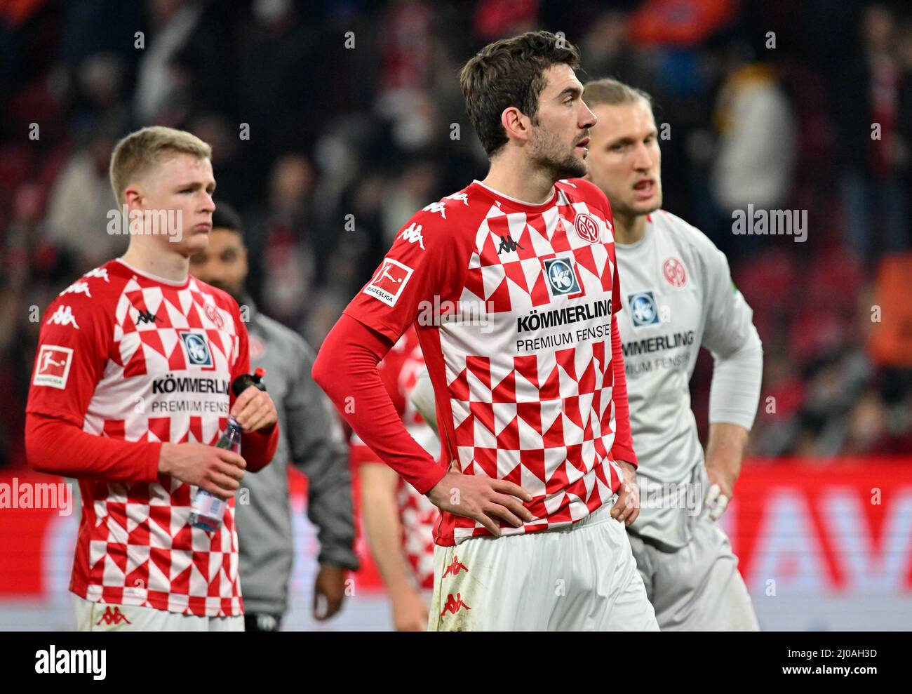 Mainz, Germany. 17th Mar, 2022. O. k.Fußball: Bundesliga, FSV Mainz 05 - Borussia Dortmund ...