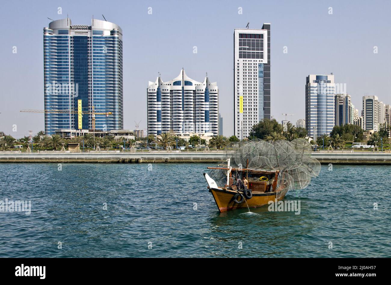 Abu dhabi skyline dhow hi-res stock photography and images - Alamy