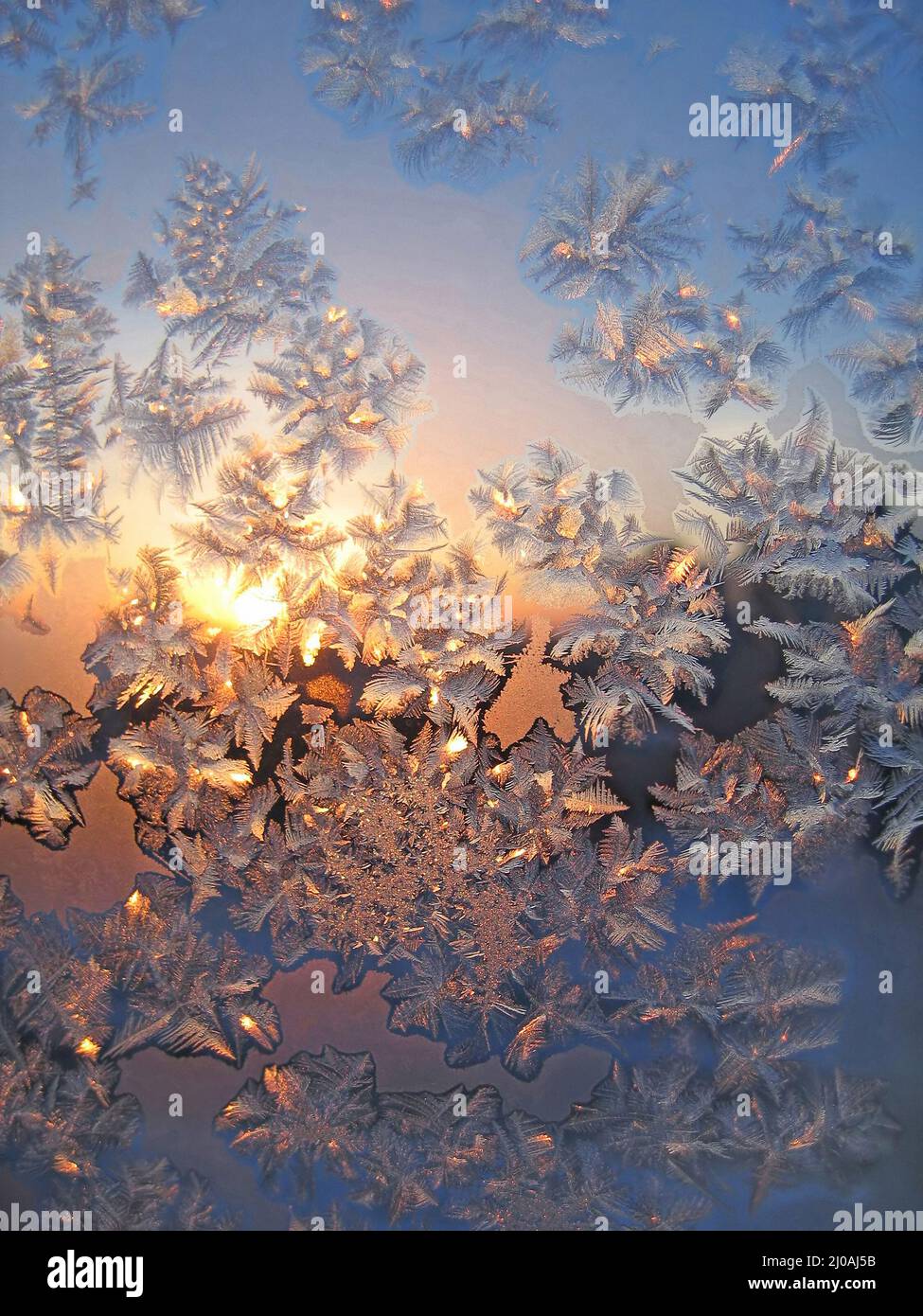 Frosted glass of the sun hi-res stock photography and images - Alamy