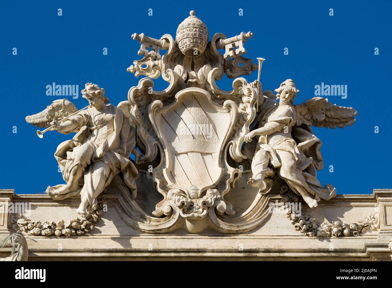 Roof statue sculpture hi-res stock photography and images - Alamy