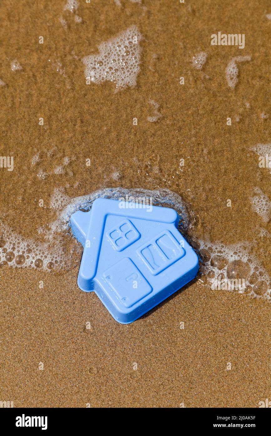 Sand house hi-res stock photography and images - Alamy