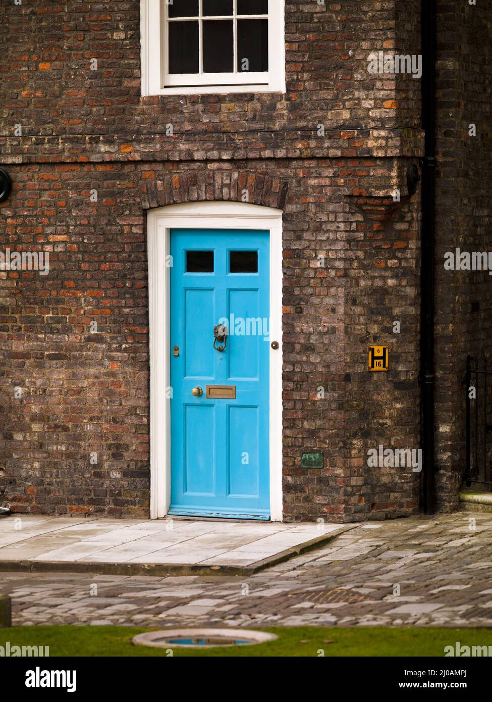 British blue door Stock Photo - Alamy