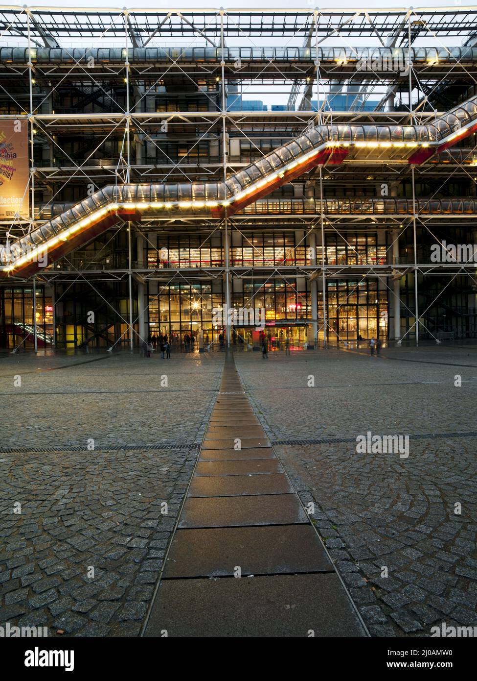 Illuminated centre pompidou hi-res stock photography and images - Alamy