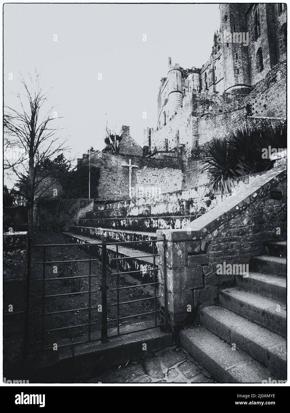Castle Walkway in Paris Stock Photo - Alamy