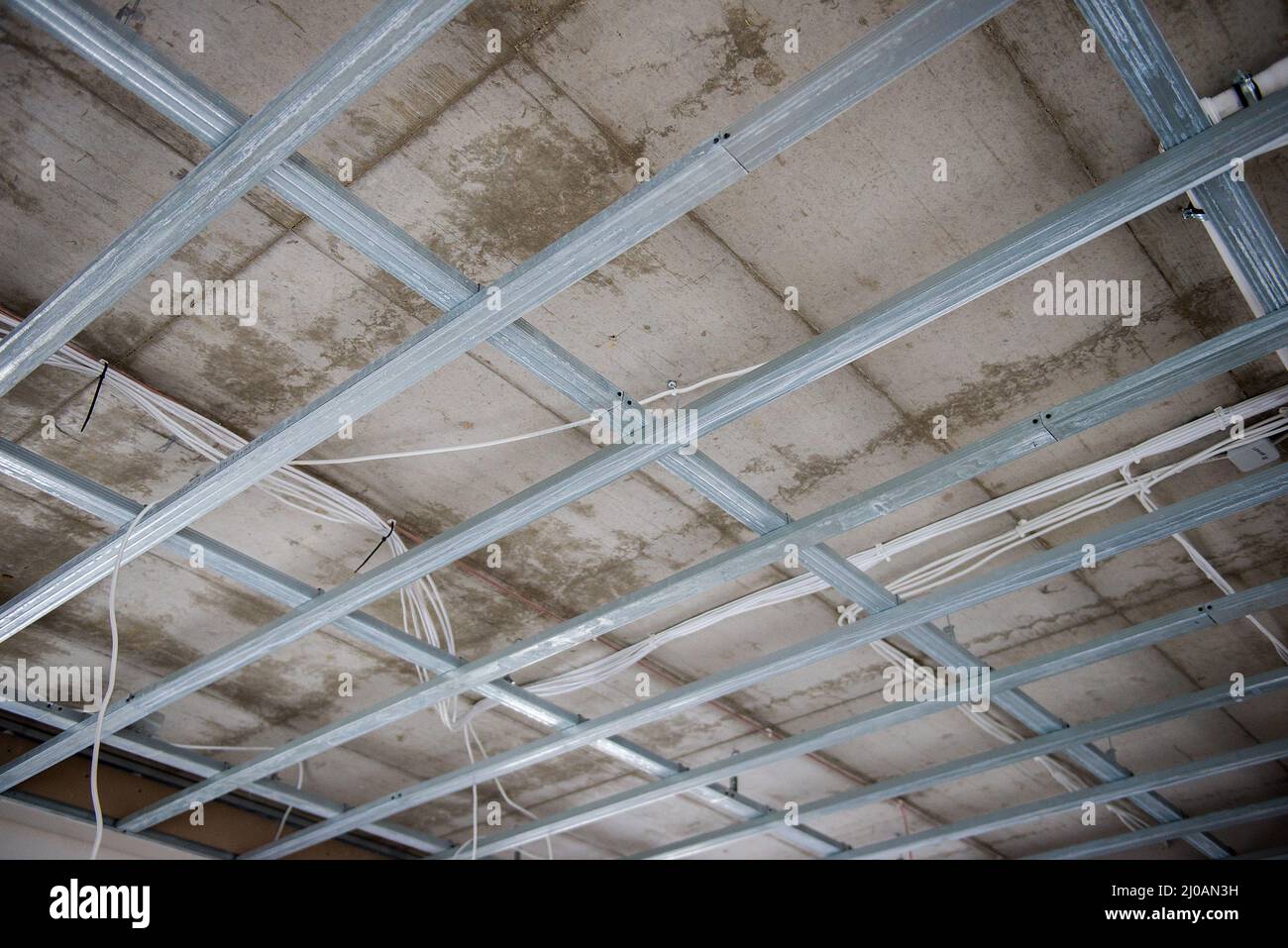 Low angle of metal parring on the ceiling for renovation Stock Photo ...