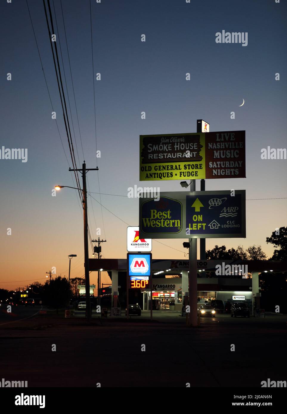 Motelsign hi-res stock photography and images - Alamy