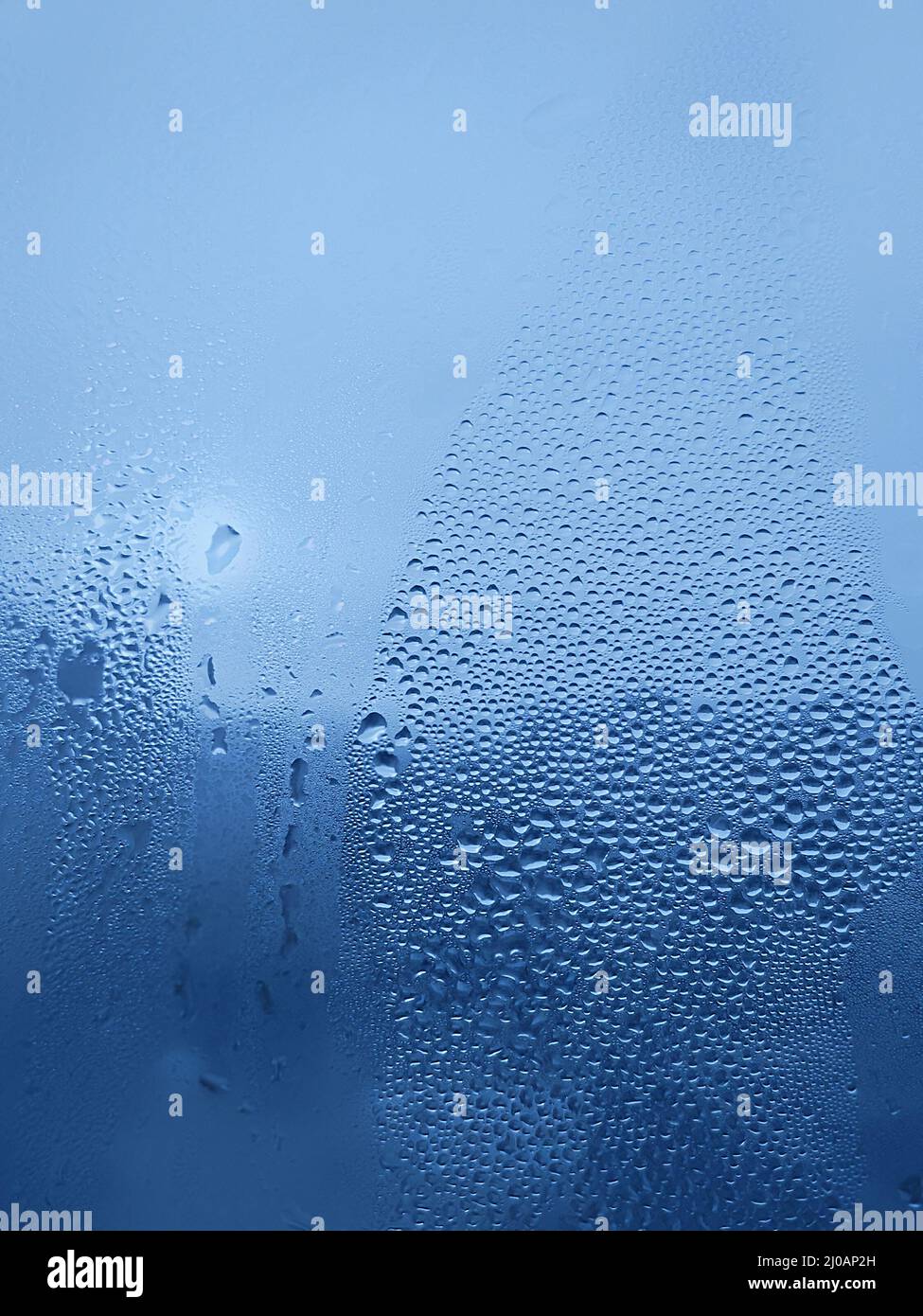 Bubble water flow macro vertical hi-res stock photography and images ...