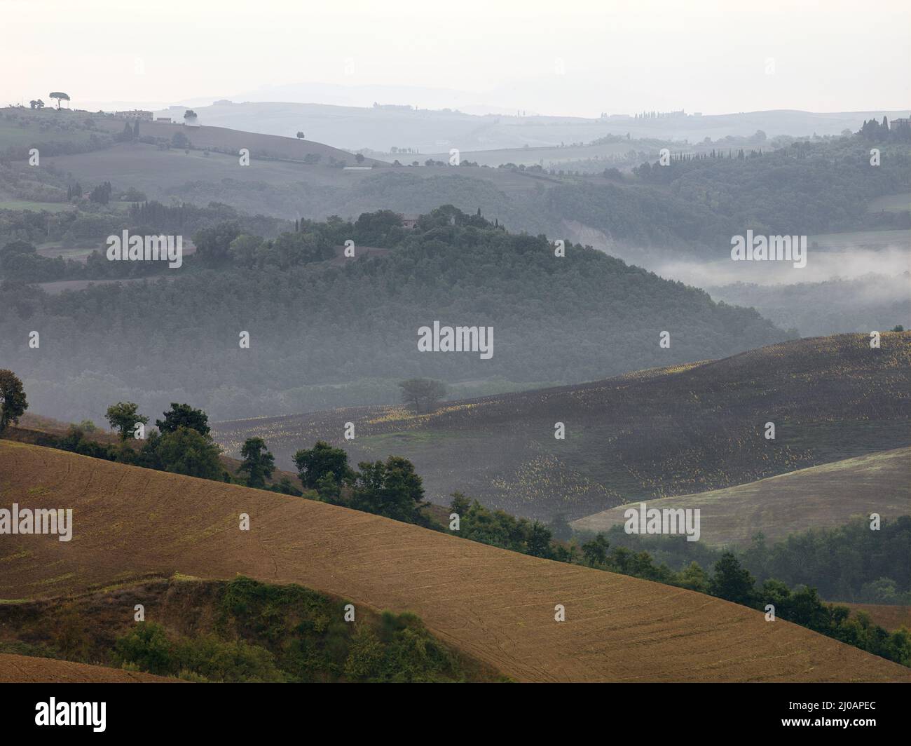 Tuscan hillside town hi-res stock photography and images - Alamy