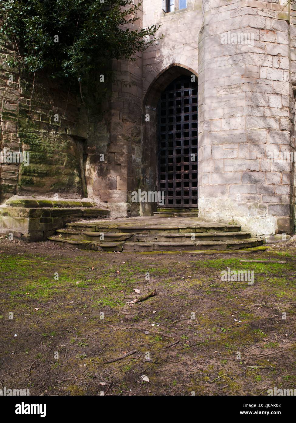 Medieval gate hi-res stock photography and images - Alamy