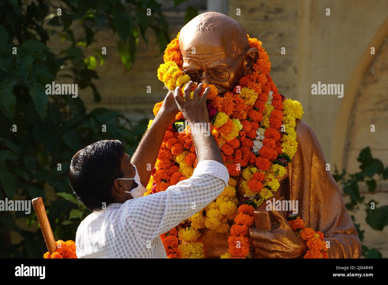 Indian People garland a statue of Mahatma Gandhi on the Gandhi Jayanti ...
