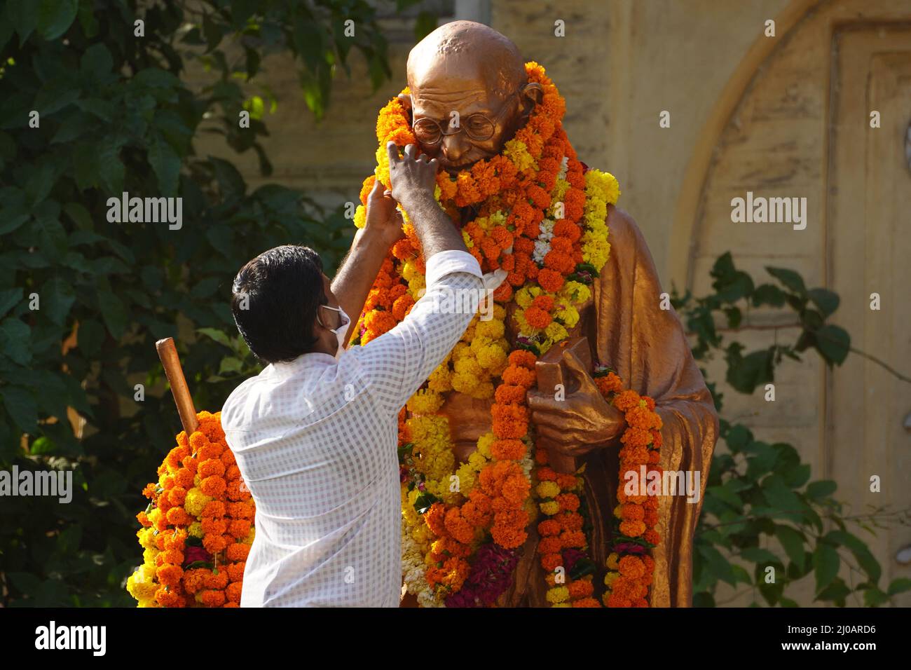 Indian People garland a statue of Mahatma Gandhi on the Gandhi Jayanti ...