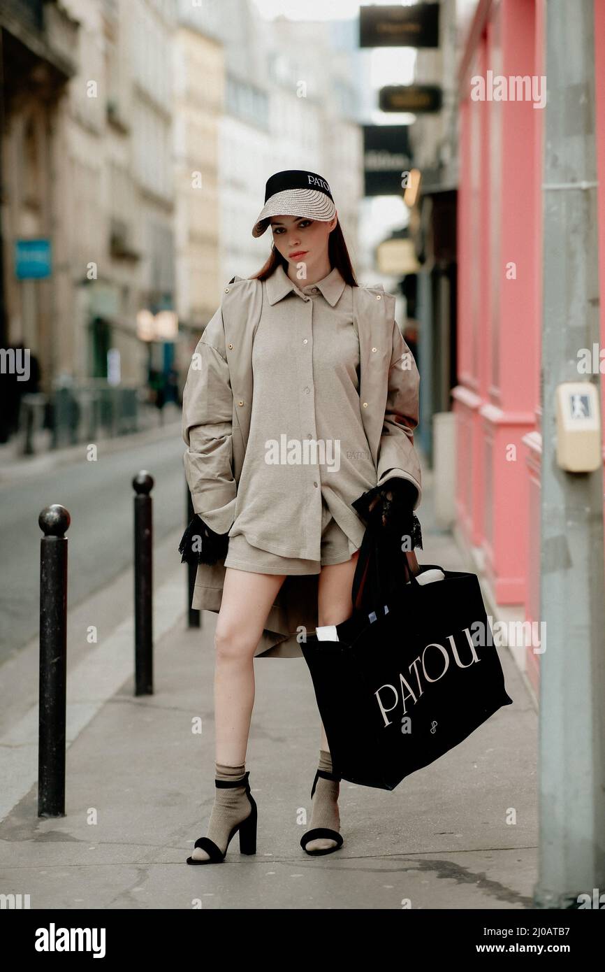 Street style, Ines Aktouf arriving at Patou Fall-Winter 2022-2023 ...