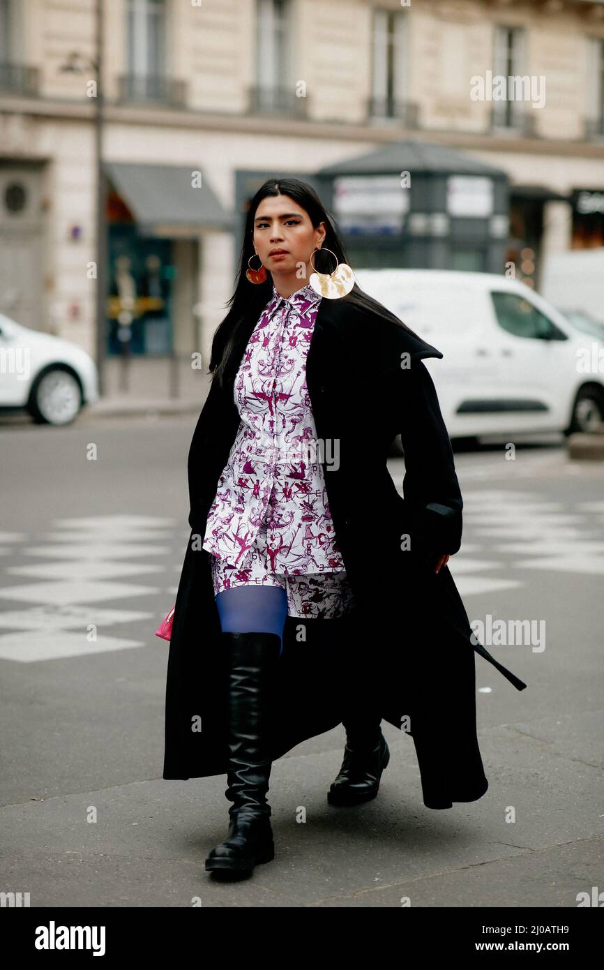 Street style, Ryle Tuviera arriving at Patou Fall-Winter 2022-2023 ...