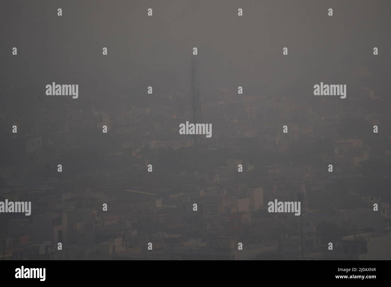 A view of heavy smog during the cold winter morning In Ajmer, Rajasthan ...