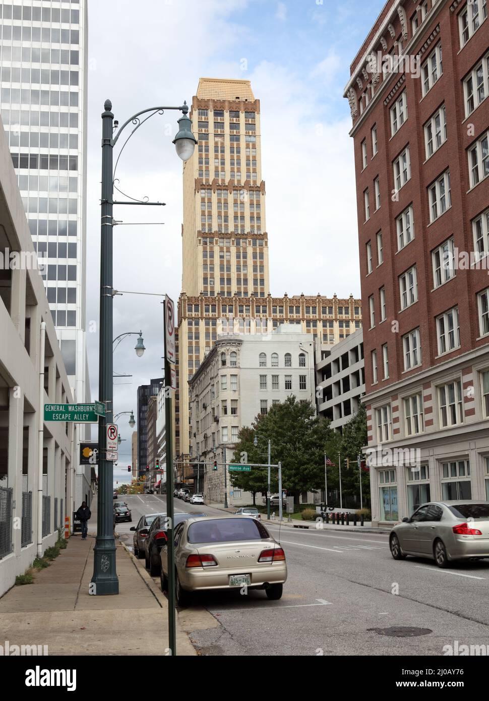 Memphis blue sky hi-res stock photography and images - Alamy