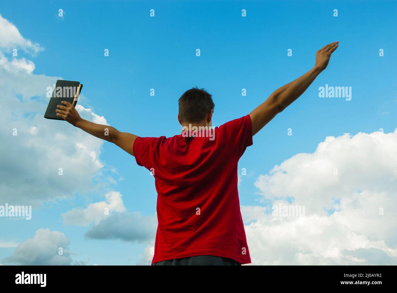 Hands raised heaven hi-res stock photography and images - Alamy