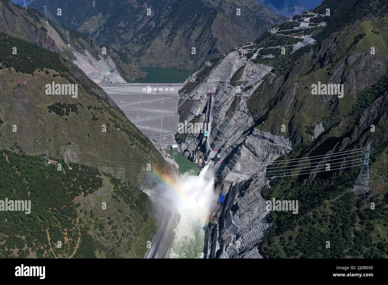 (220318) -- YAJIANG, March 18, 2022 (Xinhua) -- Aerial photo taken on ...