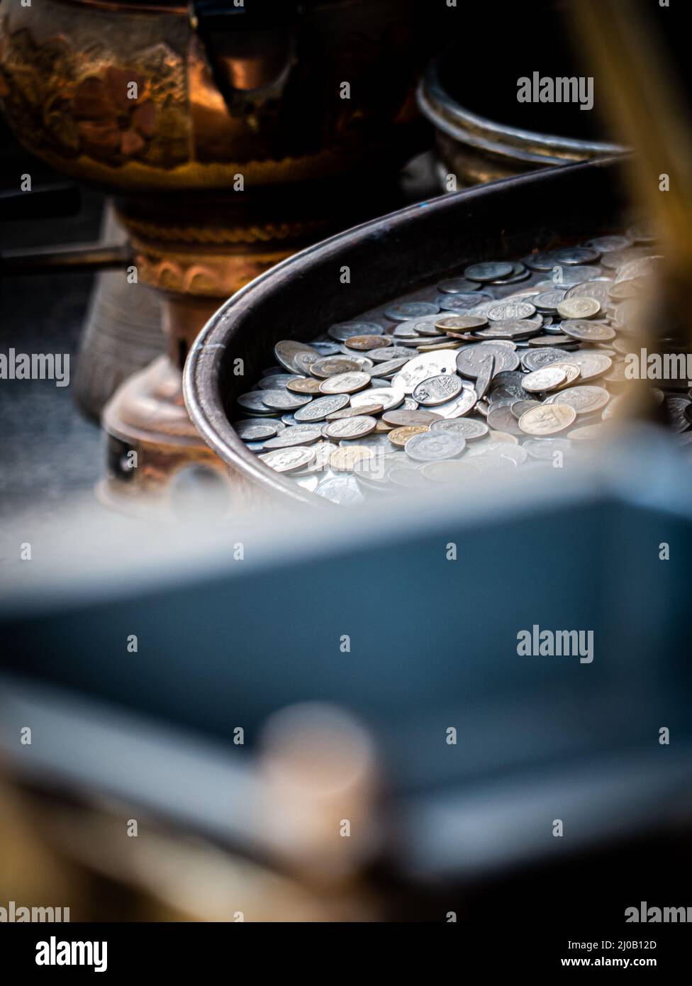 Trinkets and antique old objects from the old district of the city of ...