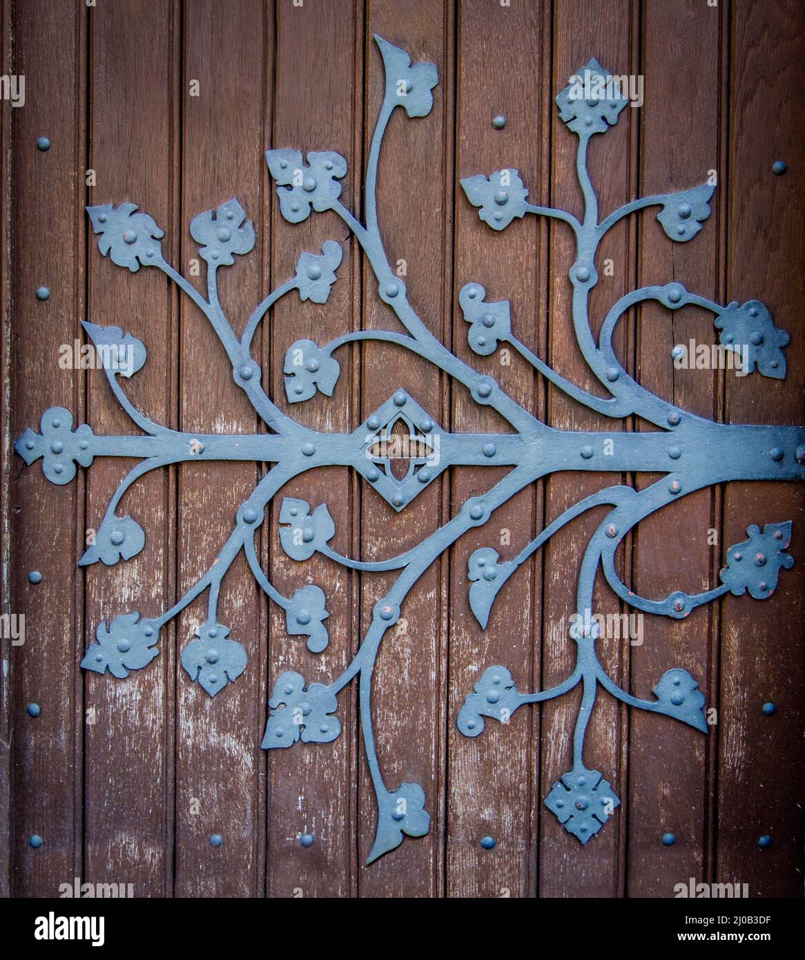 Ornate church door hinge hi-res stock photography and images - Alamy