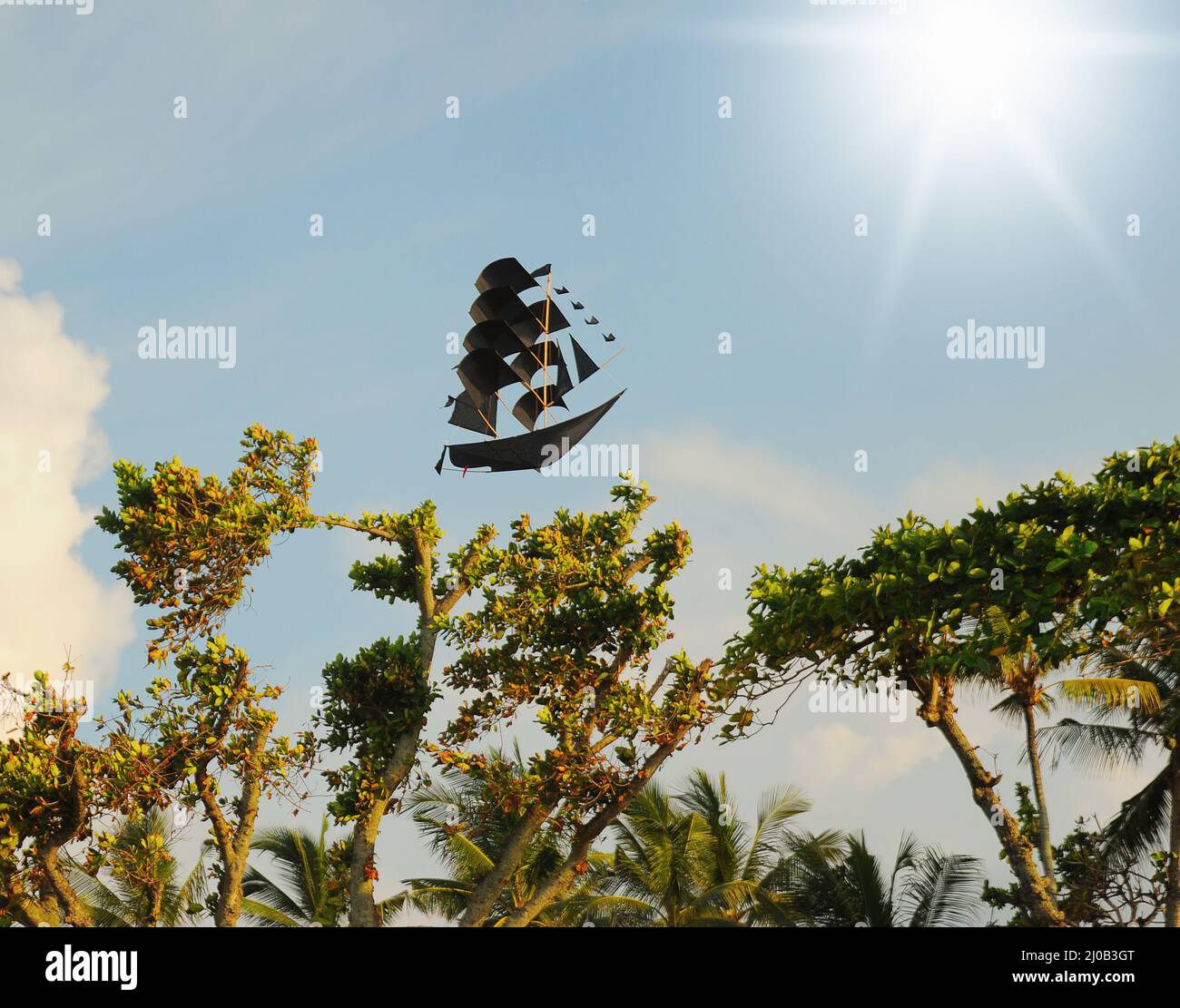 Flying dutchman ship hi-res stock photography and images - Alamy