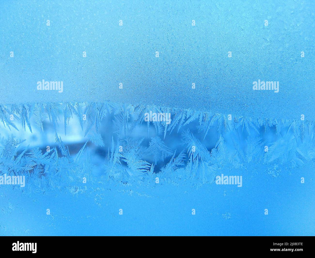 Blue frosty glass ice hi-res stock photography and images - Alamy
