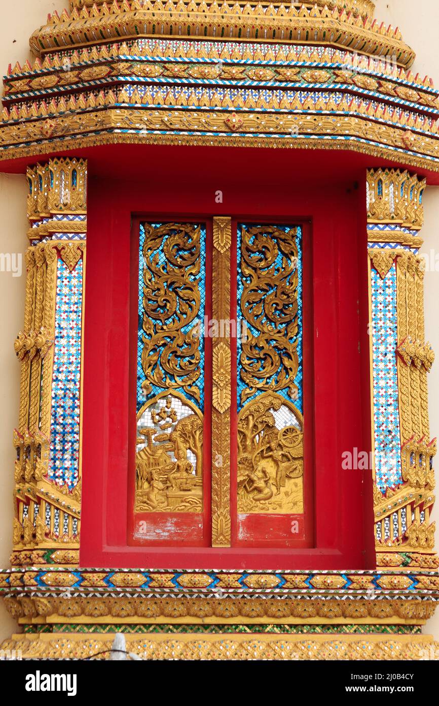 Beautiful thai architecture hi-res stock photography and images - Alamy