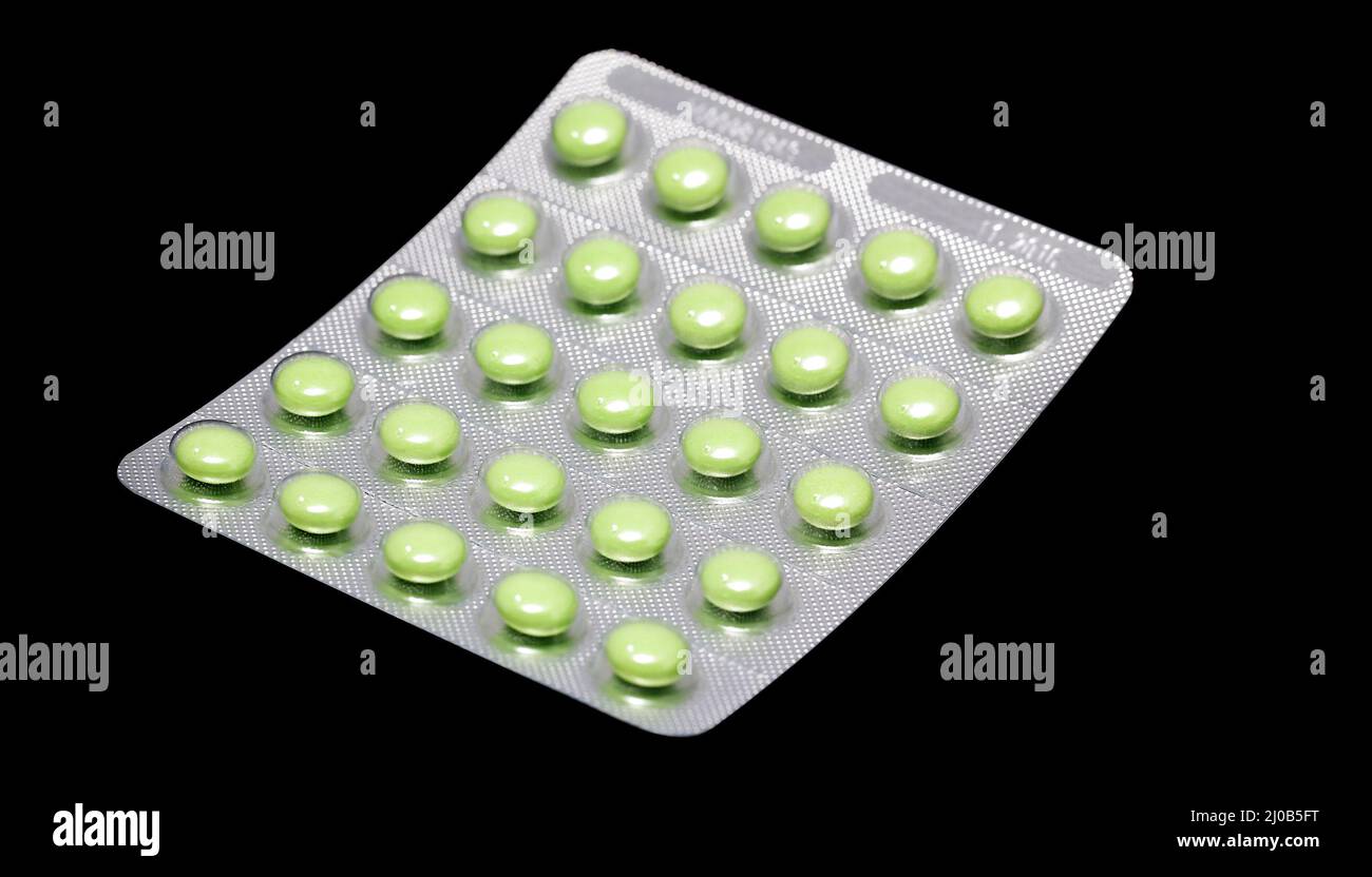 Algae pills hi-res stock photography and images - Alamy