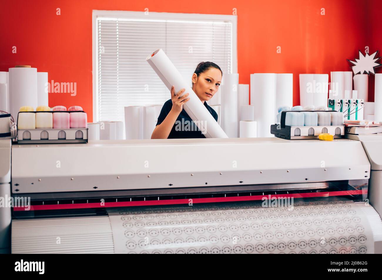 Woman photocopy machine hi-res stock photography and images - Alamy