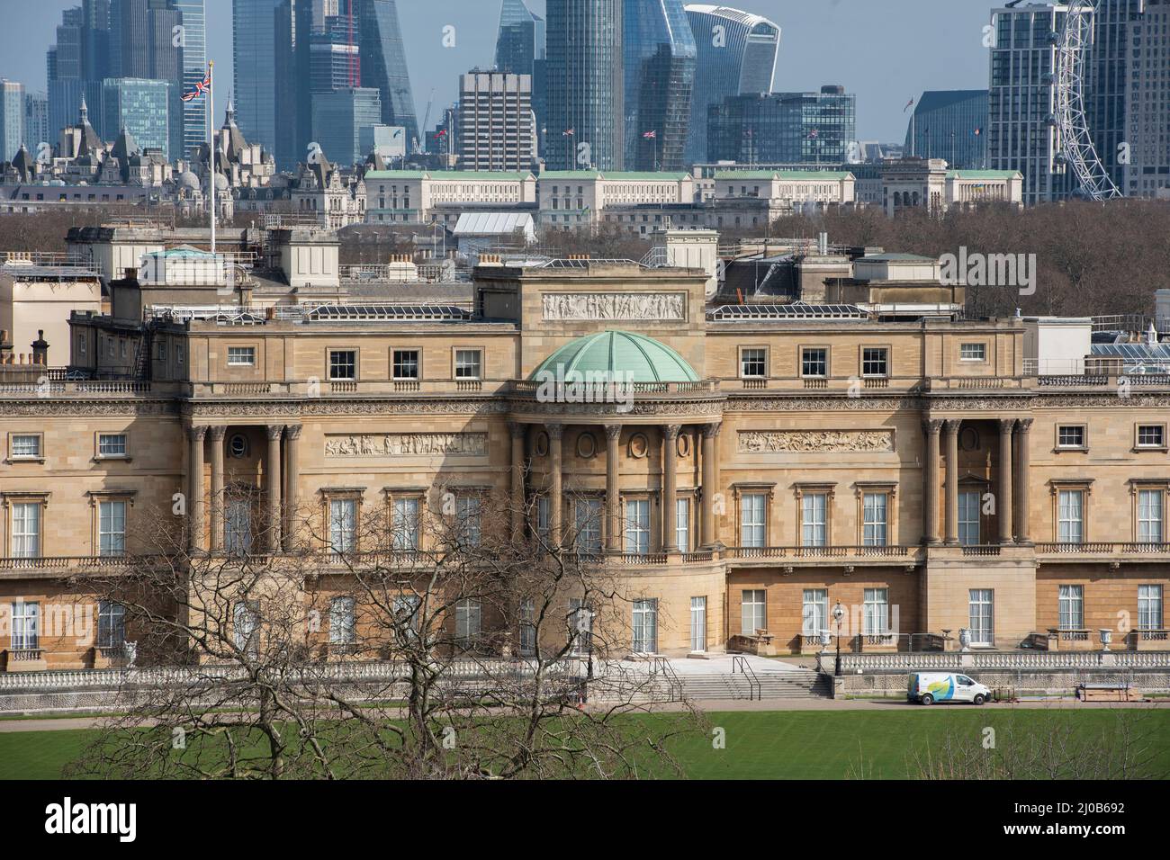 Buckingham Palace, back view Stock Photo - Alamy