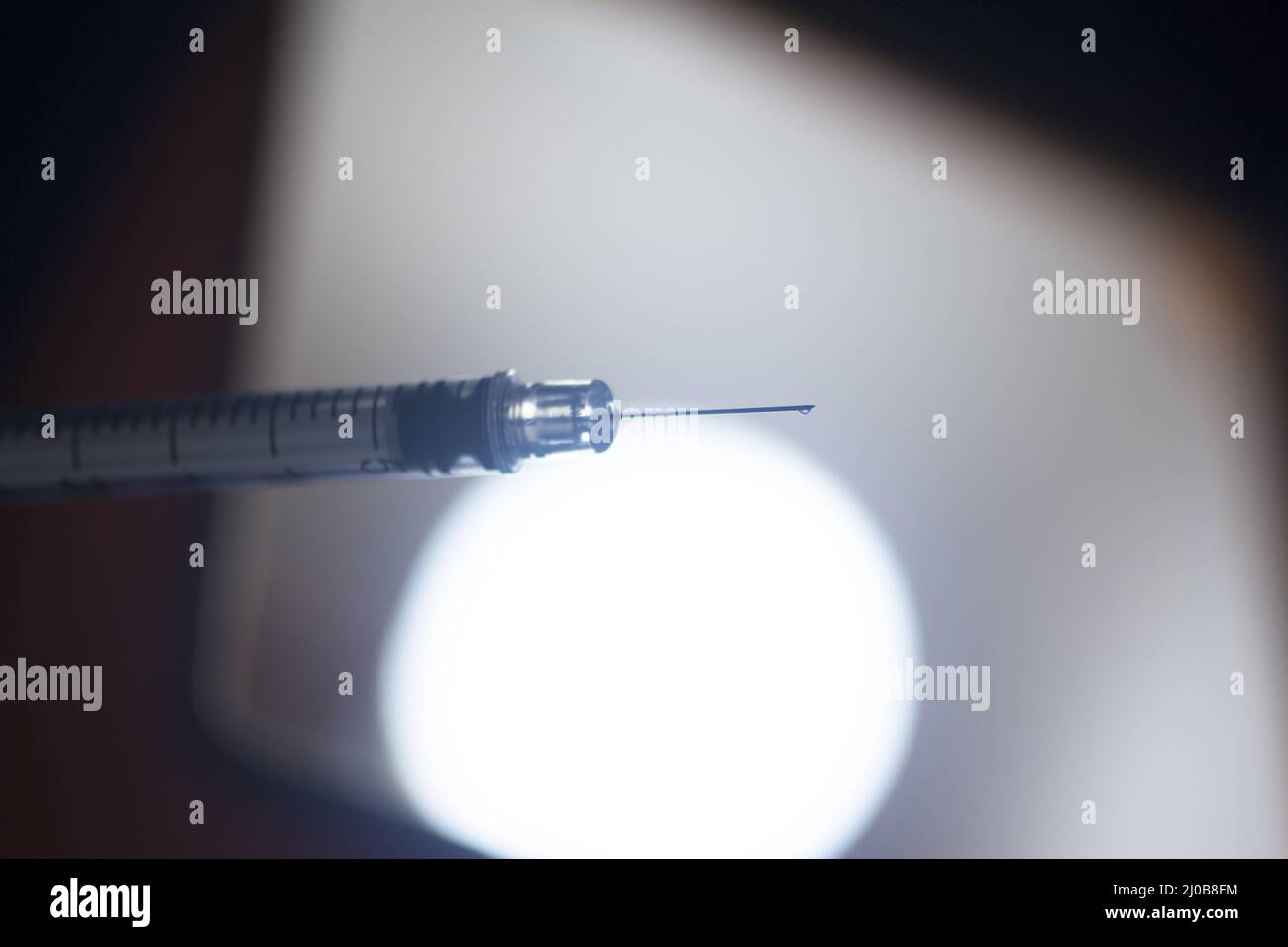 Pet insulin injection syringe Stock Photo - Alamy