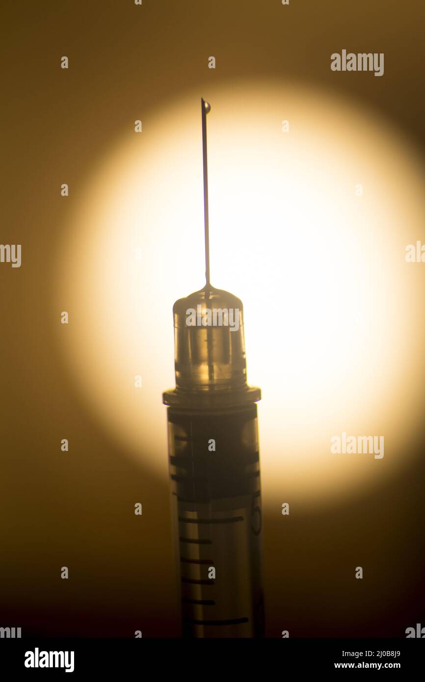 Insulin diabetes syringe medical hi-res stock photography and images ...