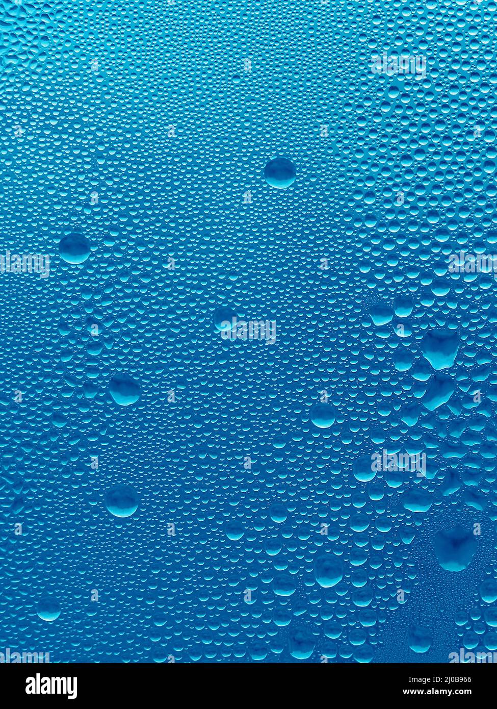 Wet glass texture hi-res stock photography and images - Alamy