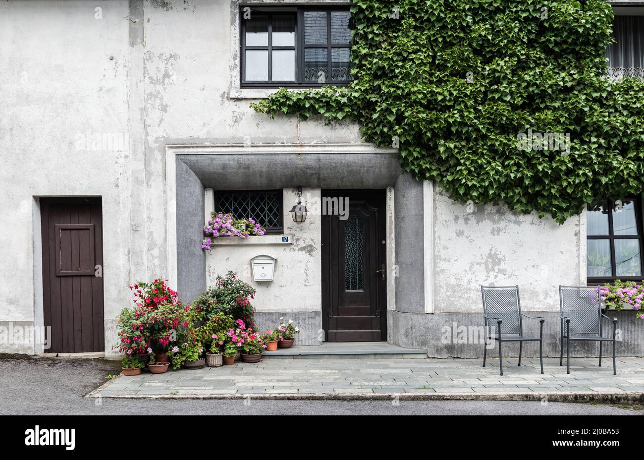 Typical belgian house hi-res stock photography and images - Alamy