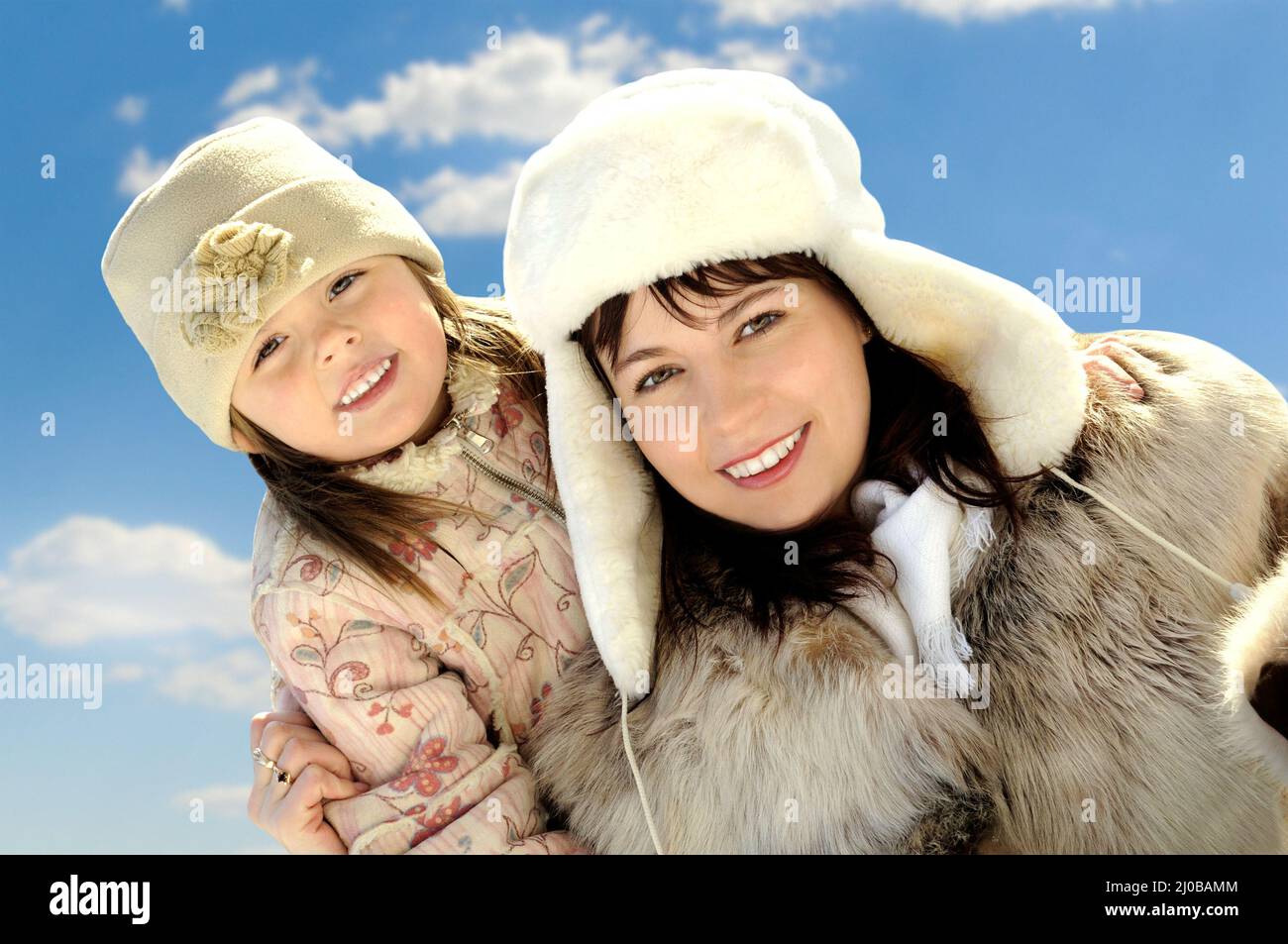 Pretty mum hi-res stock photography and images - Alamy