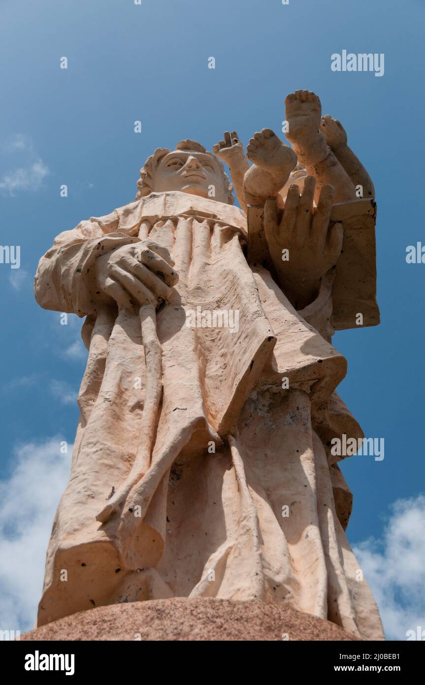 Sculpture of man holding baby hi-res stock photography and images - Alamy