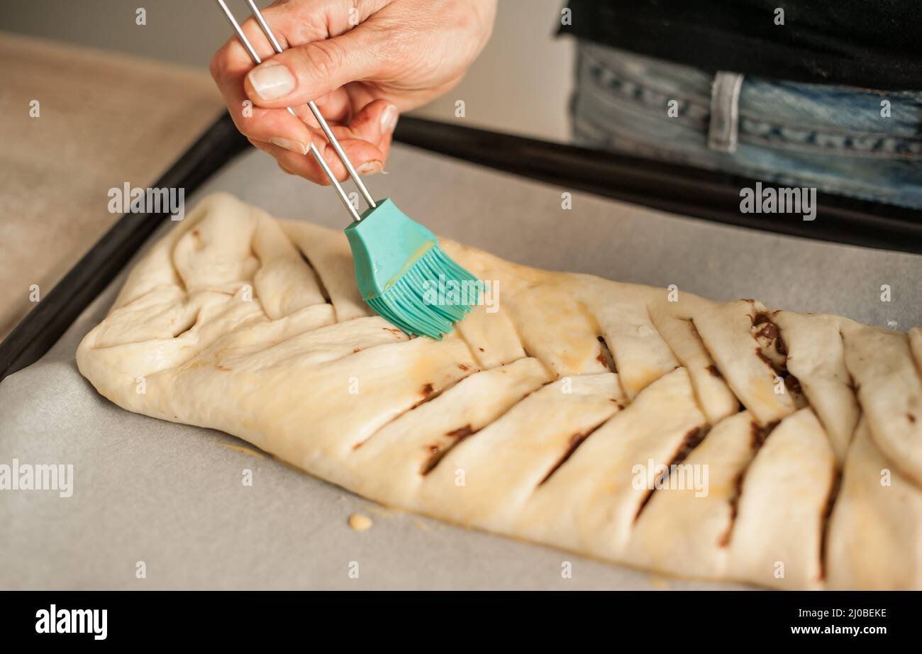 Professional pie making hi-res stock photography and images - Alamy