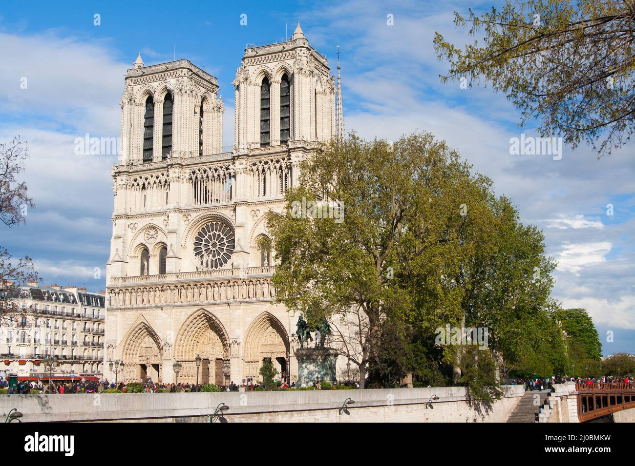 Notre dame de paris notre dame cathedral notre dam hi-res stock photography and images - Alamy