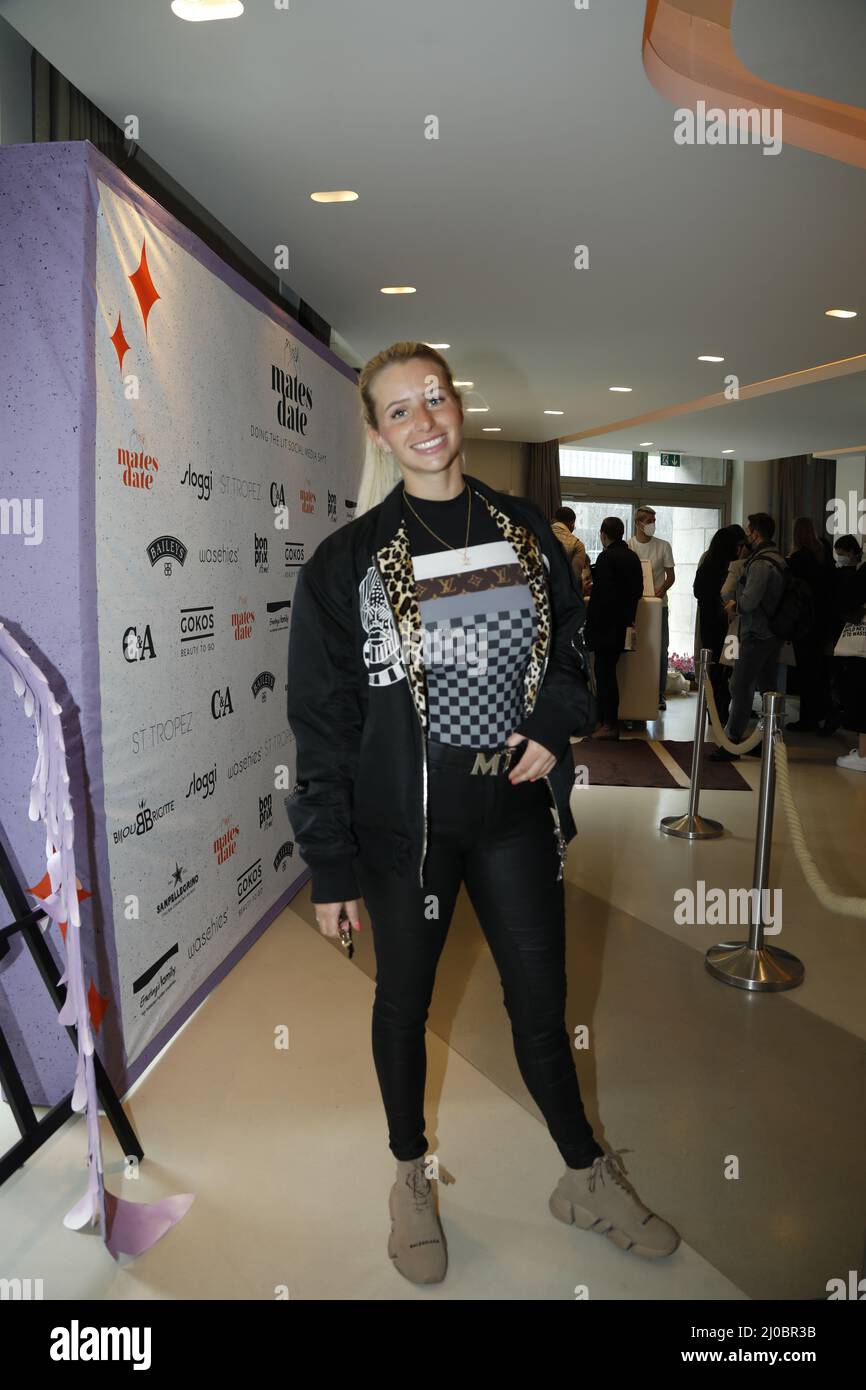 Carina Spack beim Mates Date Influencer Event während der Mercedes-Benz ...