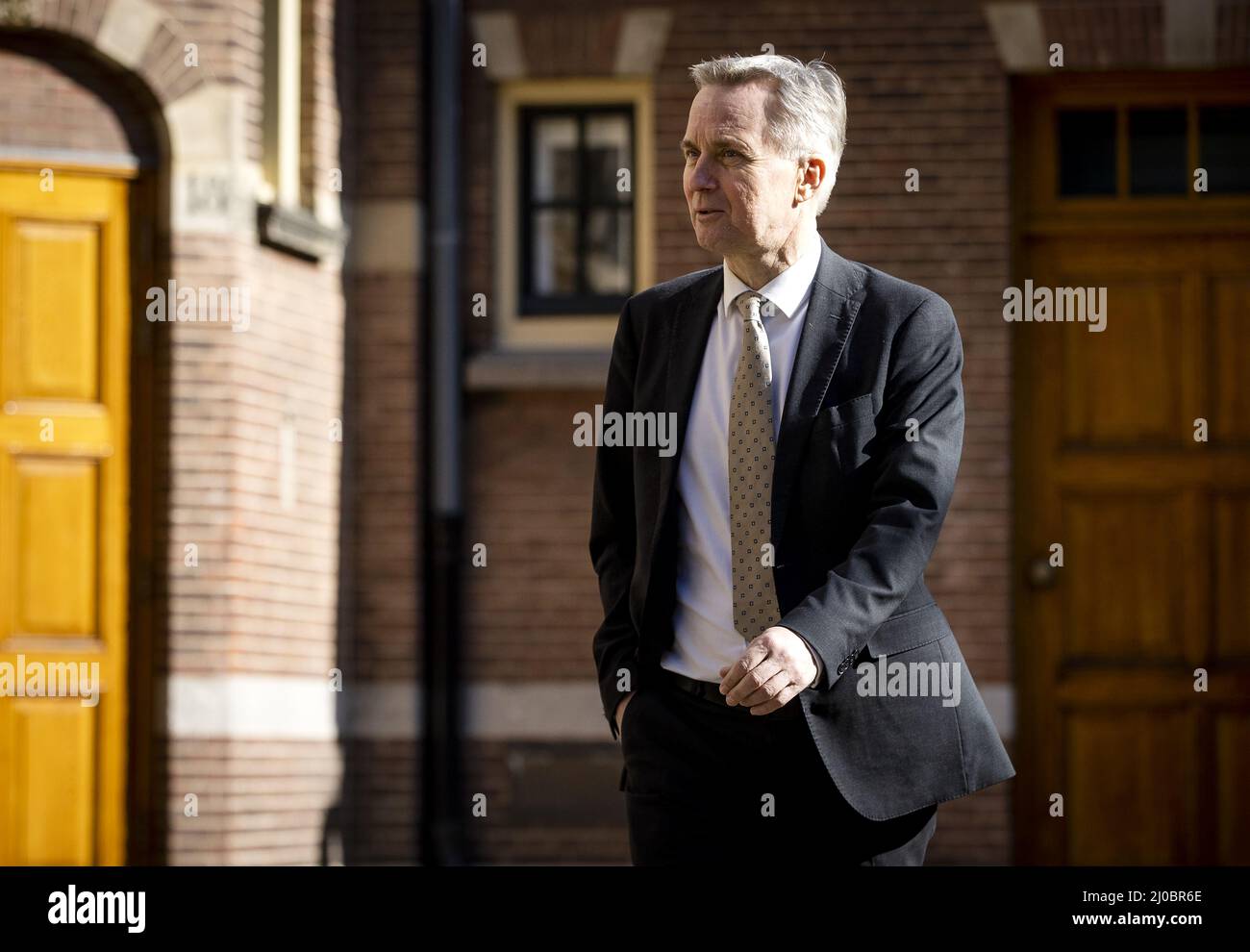 DEN HAAG - Eric van der Burg, staatssecretaris Asiel en Migratie, bij ...