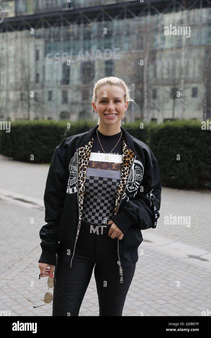 Carina Spack beim Mates Date Influencer Event während der Mercedes-Benz ...