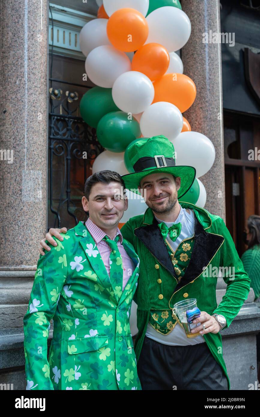 Stpatricksdayphotoshoot hi-res stock photography and images - Alamy