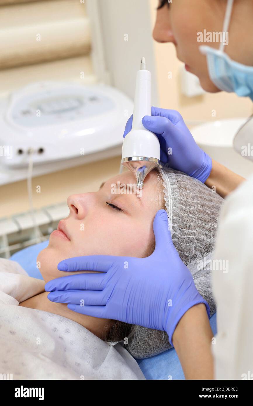 Ultrasonic cavitation device hi-res stock photography and images - Alamy