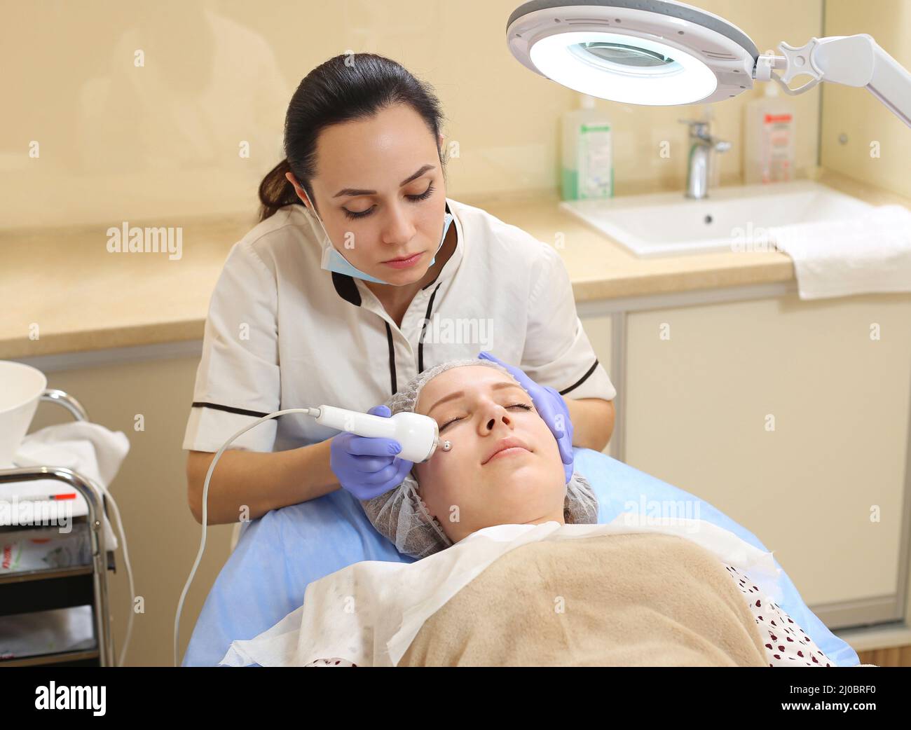 Ultrasound Cavitation anti-aging, Rejuvenation, Lifting Procedure Stock ...