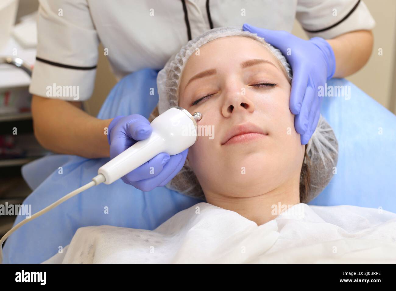 Ultrasound Cavitation anti-aging, Rejuvenation, Lifting Procedure Stock ...