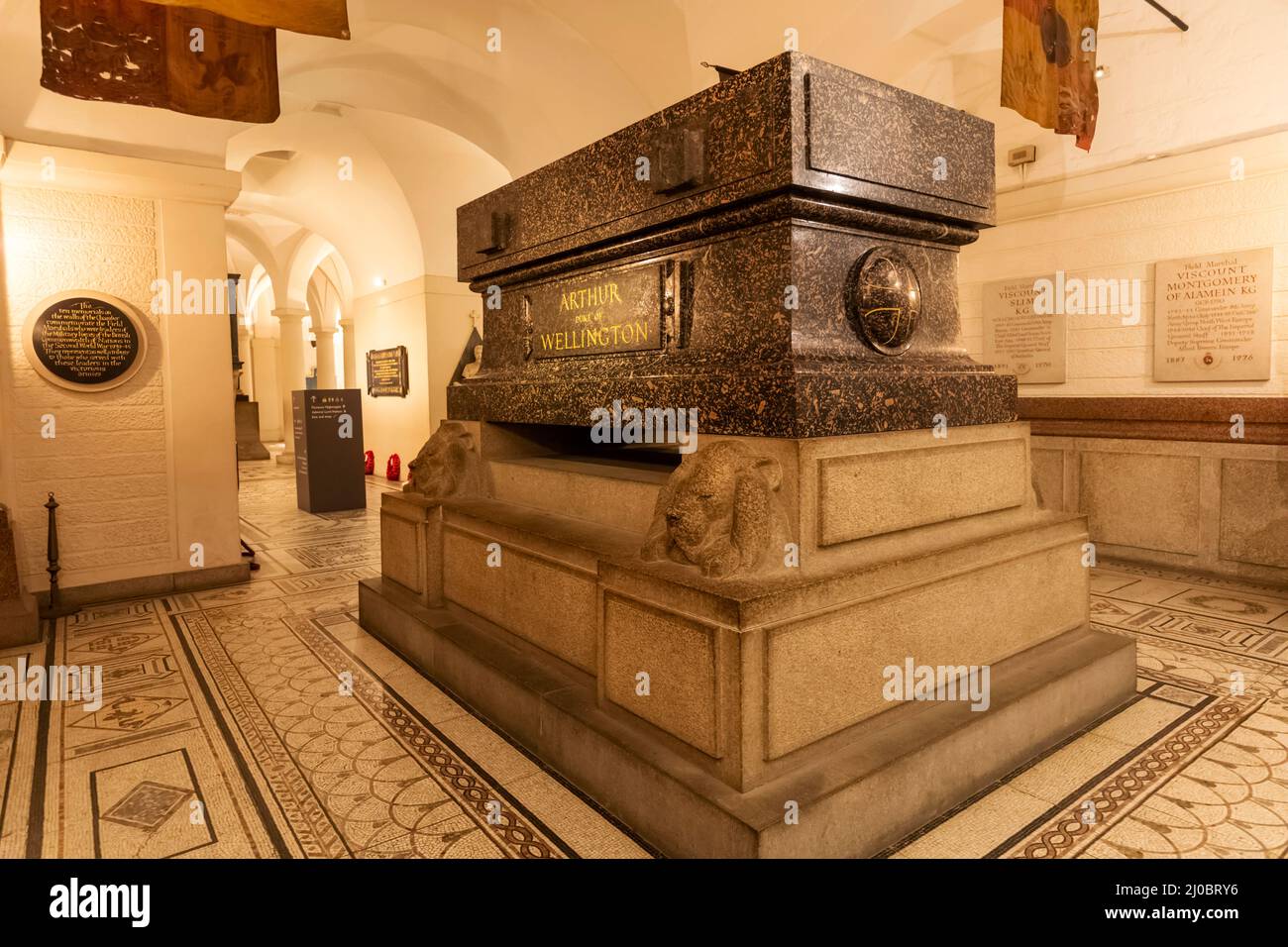 England, London, St. Paul's Cathedral, The Crypt, Tomb of Arthur ...