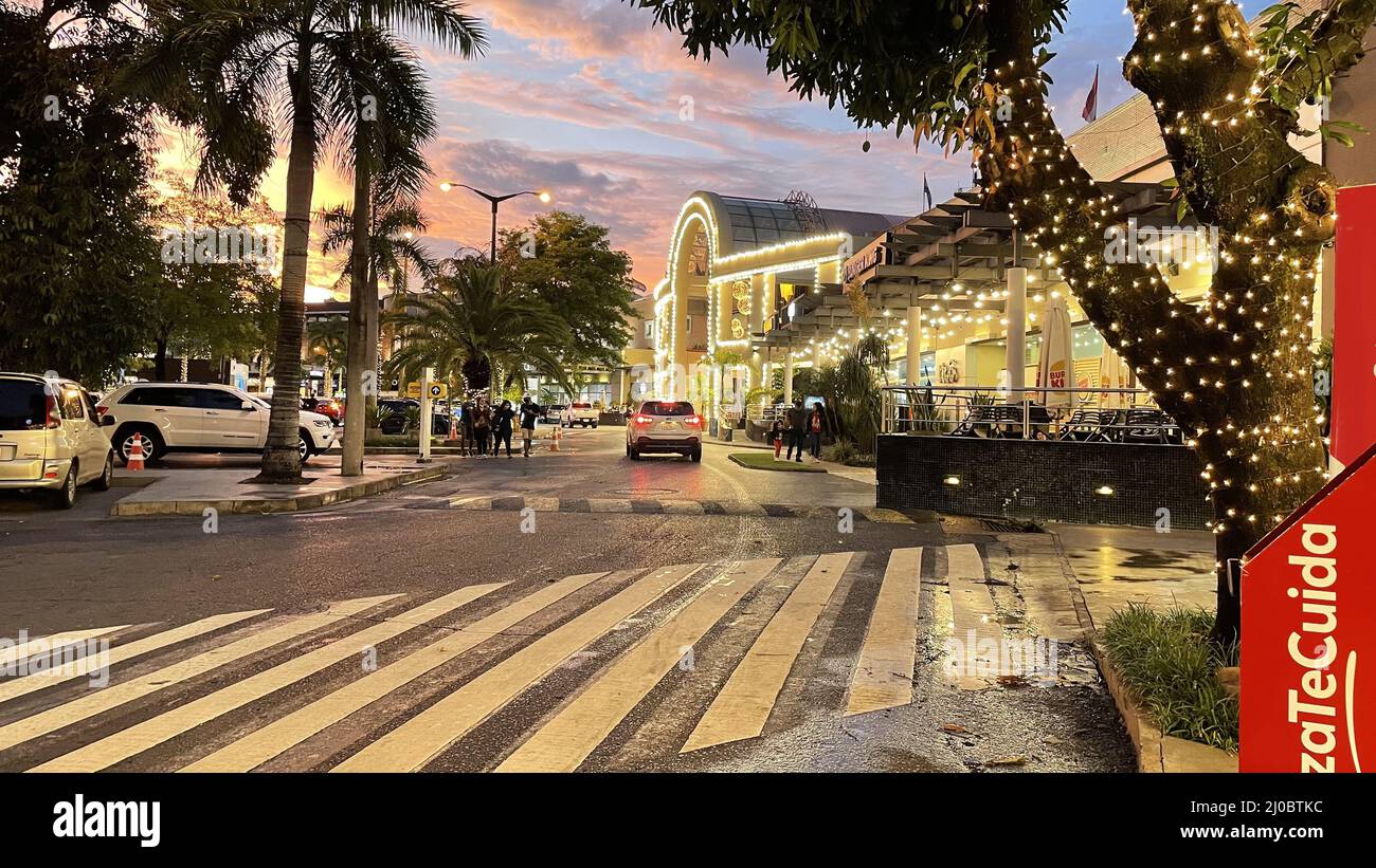 Shopping in asuncion hi-res stock photography and images - Alamy