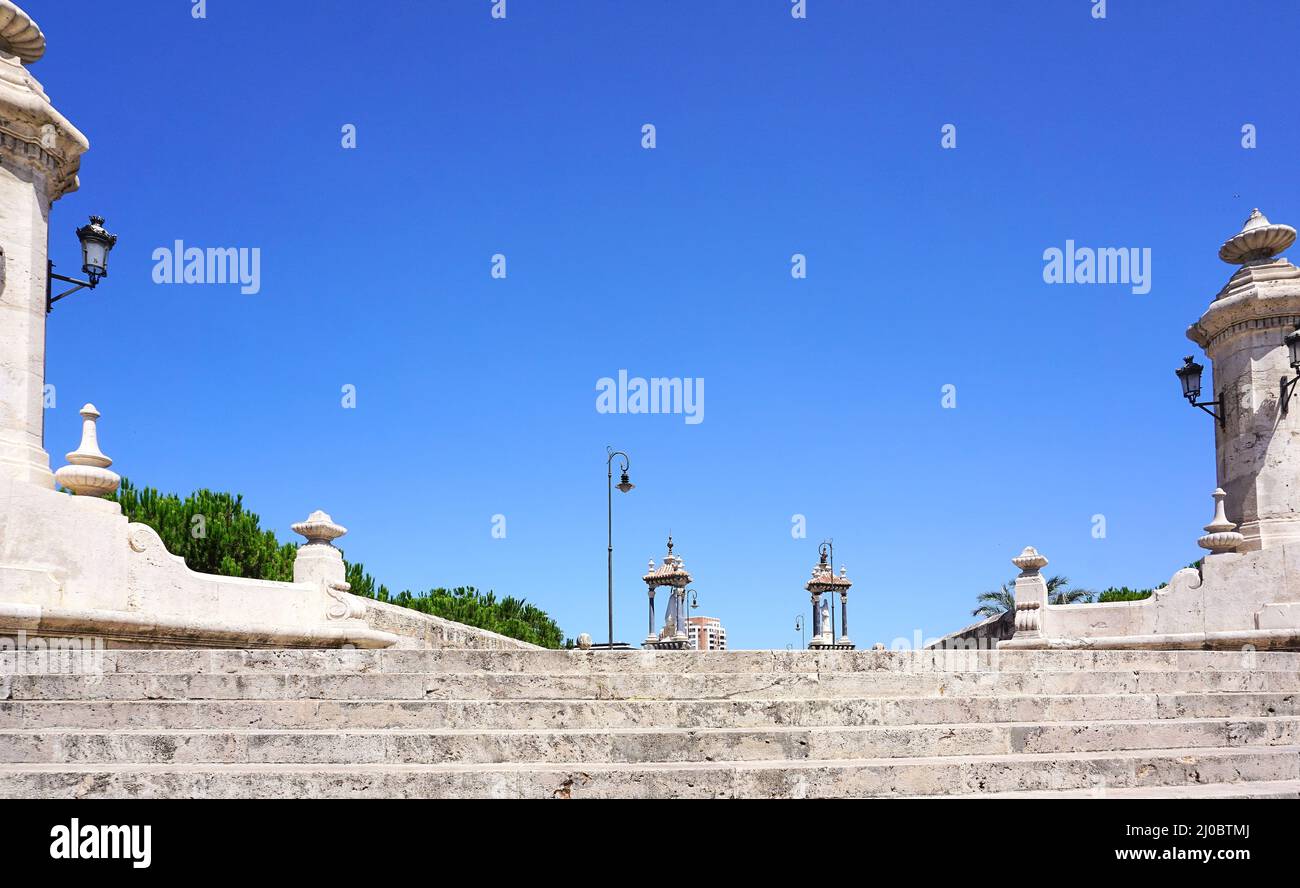 Puente local hi-res stock photography and images - Alamy